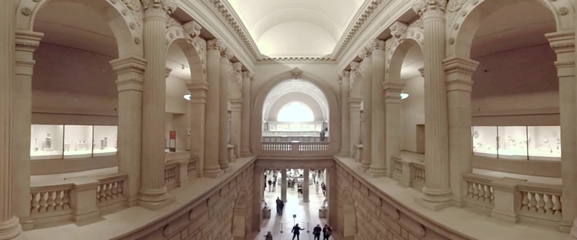 Exploring the Metropolitan Museum of Art with Virtual Tours